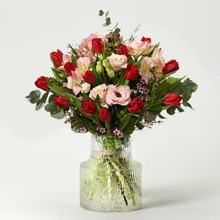 Beställ blommor från Interflora Berga Blommor Åkersberga