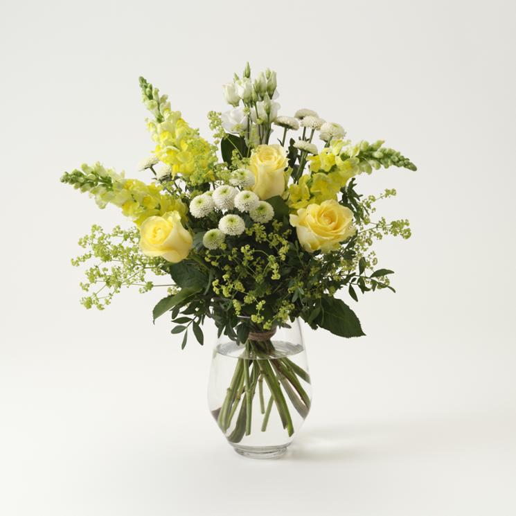 Beställ blommor från Interflora Berga Blommor Åkersberga